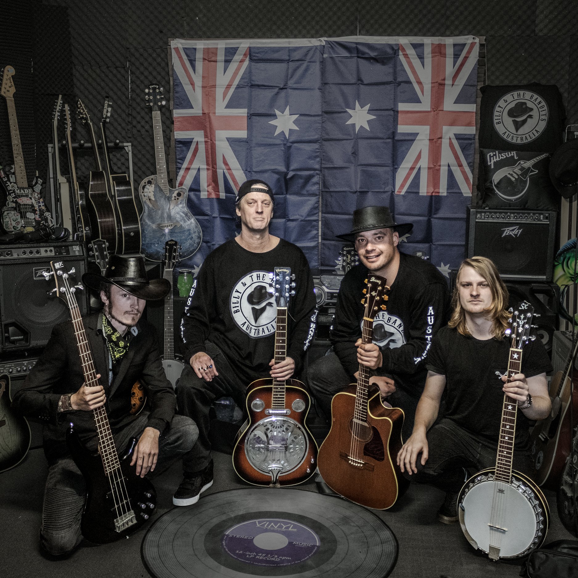 Billy & The Bandits - The Desert Road - 8CCC Radio