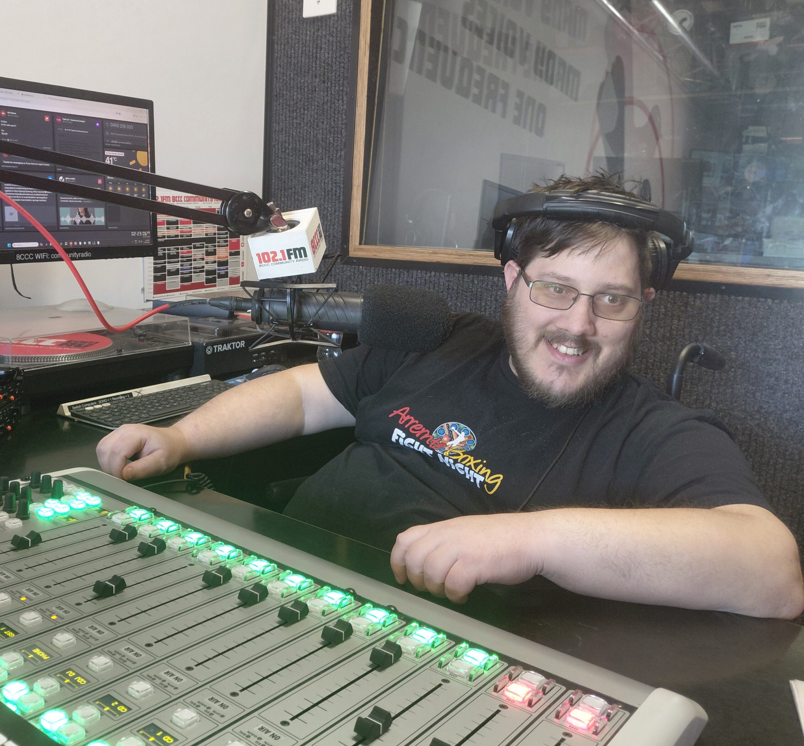 Comments former World Champion Barry Michael on the Michael Zarafa Nikita Tszyu Fight - 8CCC Radio